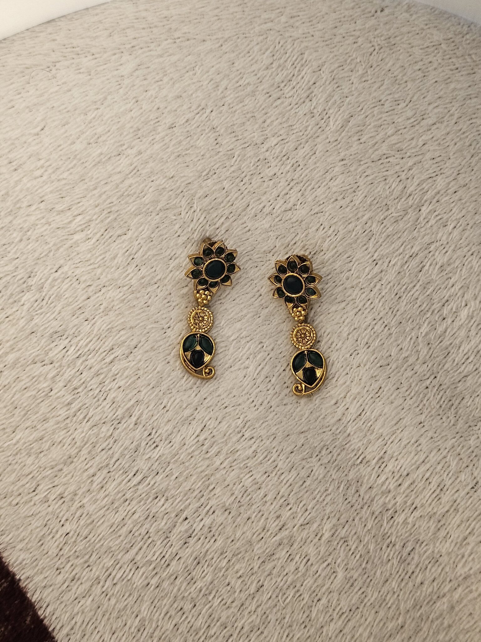 Green drop stone Earings – Iva Jewels